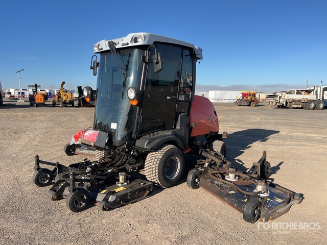 Jacobsen HR700 Ride-On Rough Lawn Mower | Ritchie Bros. Auctioneers