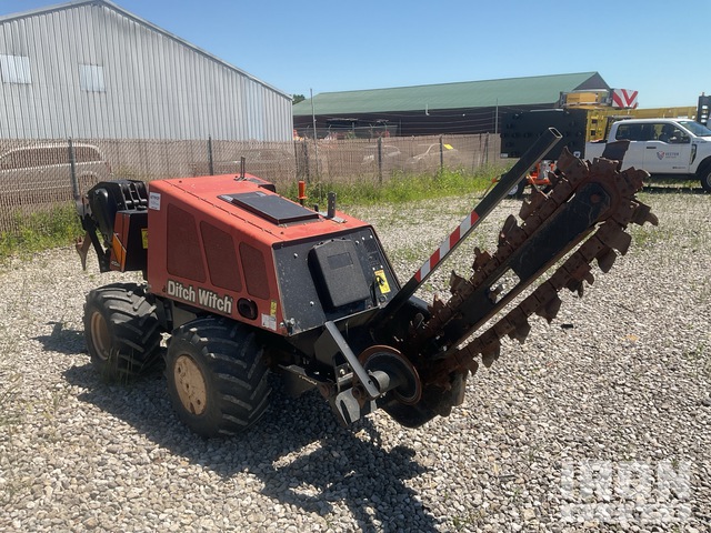 2016 Ditch Witch 410SX 4x4 Trencher in Columbia Station, Ohio, United ...