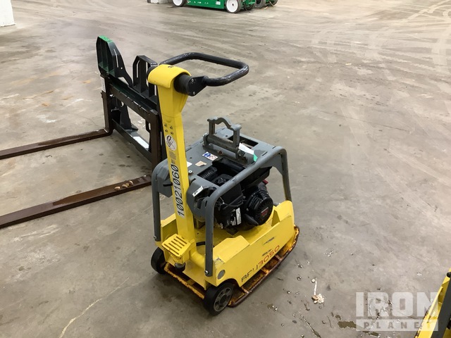 2018 Wacker Neuson BPU3050A Vibratory Plate Compactor in Shakopee ...