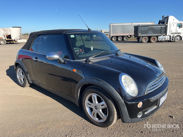 2005 Mini Cooper Convertible | Ritchie Bros. Auctioneers