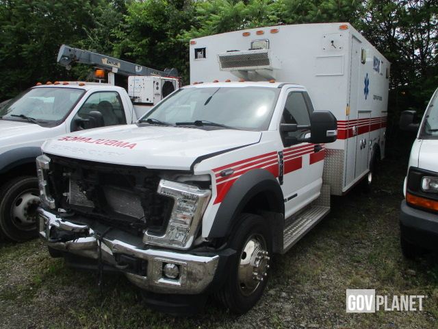 2017 Ford F-450 XLT Super Duty Ambulance 4X4 in Cincinnati, Ohio ...