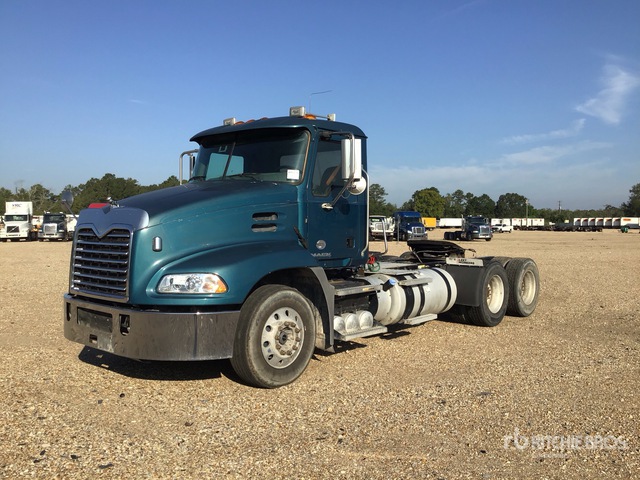 2018 Mack CXU613 6x4 T/A Day Cab Truck Tractor | Ritchie Bros. Auctioneers