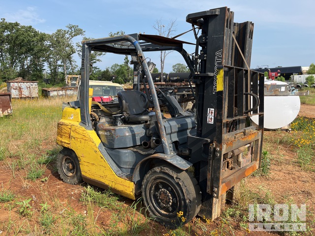 2013 Toyota 8FD35U 7000 lb Pneumatic Tire Forklift in Elkhart, Texas ...
