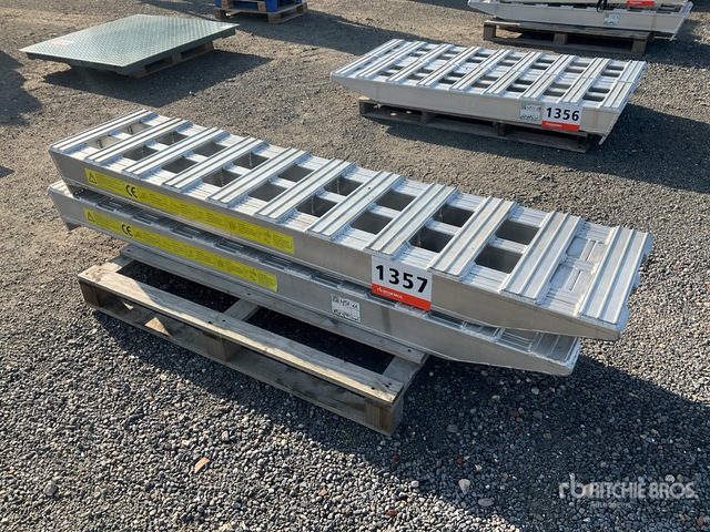 2024 20 Ton Aluminum Loading Ramps (Unused) | Ritchie Bros. Auctioneers
