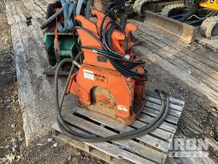 NPK C4C Plate Compactor Attachment in Mount Pleasant, Michigan, United ...