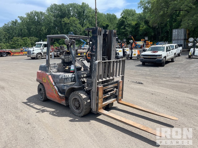 2015 Toyota 8FD35U 7050 lb Pneumatic Tire Forklift in Portage, Indiana ...