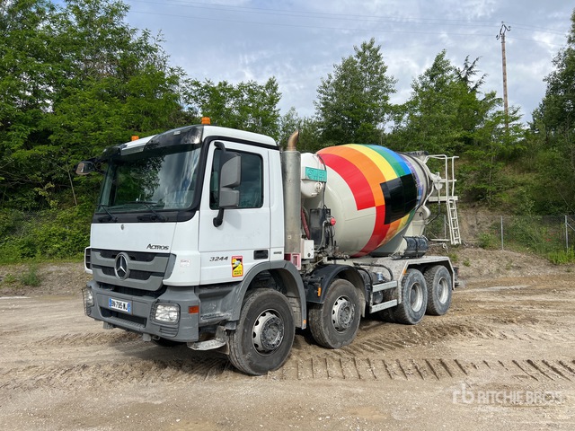 2011 Mercedes-Benz Actros 3244 8x4 Camion Malaxeur 8x4 Mixer Truck ...