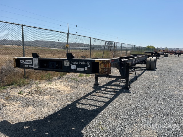 2017 CIMC 45 ft T/A Extendable Container Trailer | Ritchie Bros ...