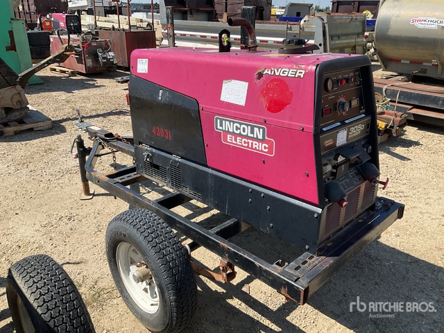 2014 Lincoln 305D 400 Amp Engine Driven Welder | Ritchie Bros. Auctioneers