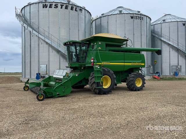 2003 John Deere 9750 STS 4x4 Combine Harvester | Ritchie Bros. Auctioneers