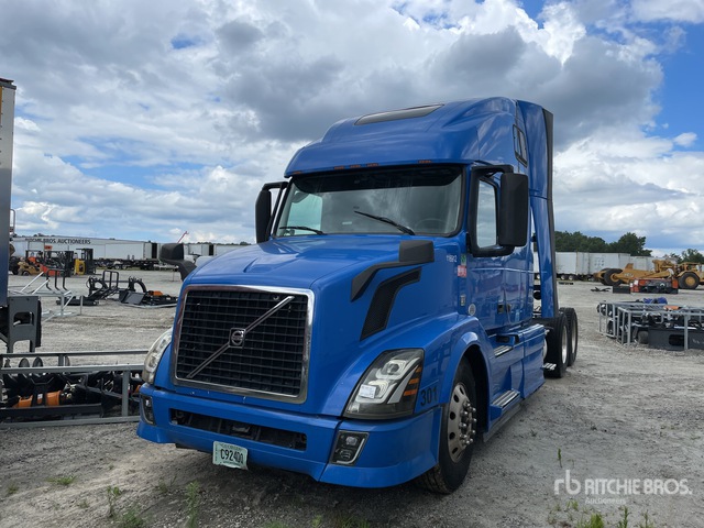 2015 Volvo VNL670 6x4 T/A Sleeper Truck Tractor (Inoperable) | Ritchie ...
