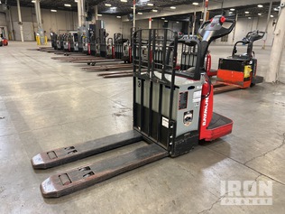 2021 Raymond 8410 6000 lb Electric Pallet Jack in Lenexa, Kansas ...