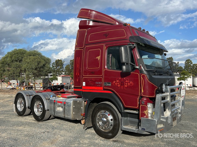 2014 Volvo FM11 6x4 T/A Sleeper Truck Tractor | Ritchie Bros. Auctioneers