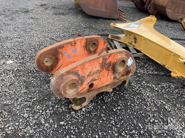 Esco Quick Coupler | Ritchie Bros. Auctioneers