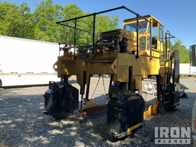 1988 Hyster Hydraulic Straddle Carrier in Morganville, New Jersey ...