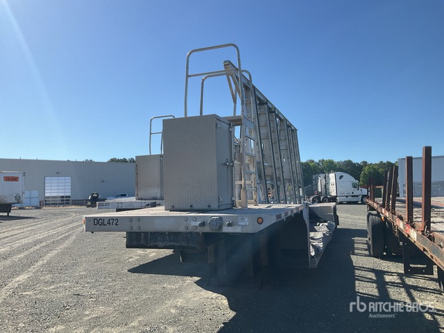 2005 Manac 80KDD Glass Trailer | Ritchie Bros. Auctioneers