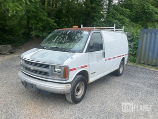 Surplus 2000 Chevrolet Express G2500 Cargo Van in Chambersburg ...