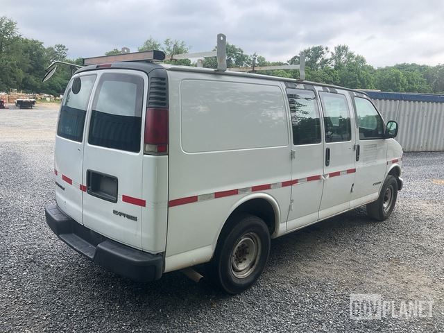 Surplus 2000 Chevrolet Express G2500 Cargo Van in Chambersburg ...