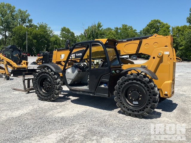 2017 Cat TL642D Telehandler in La Vergne, Tennessee, United States ...