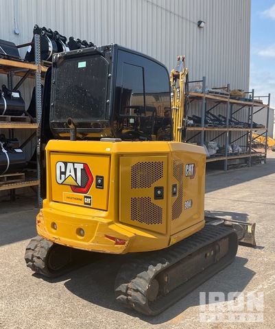2022 Cat 304 Mini Excavator in Waipahu, Hawaii, United States ...