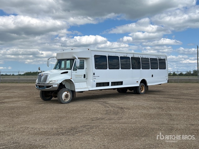 2009 International IC 3000 4x4 33-Seat Crew Carrier Bus | Ritchie Bros ...