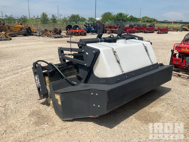 2014 Cat BP25 Broom Attachment in Morris, Illinois, United States ...