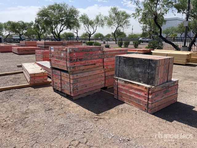 Quantity of Pallets of Perry Concrete Forms | Ritchie Bros. Auctioneers