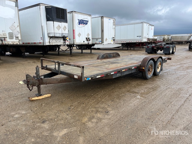 2005 RT Trailers 20 ft T/A Flatbed Trailer | Ritchie Bros. Auctioneers