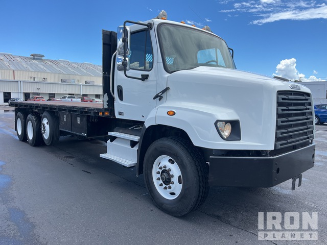 2013 Freightliner 114SD 8x4 Flatbed Truck in Clearwater, Florida ...