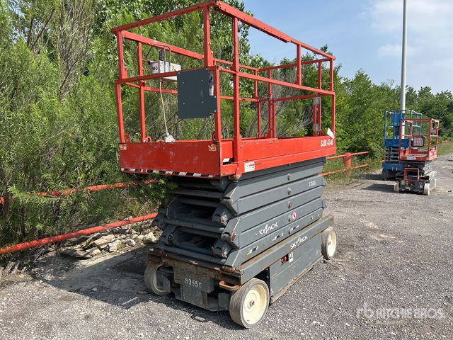 2018 Skyjack 4740 Electric Scissor Lift | Ritchie Bros. Auctioneers