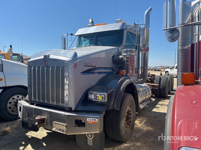 2014 Kenworth T800 8x6 Cab and Chassis (Inoperable) | Ritchie Bros ...