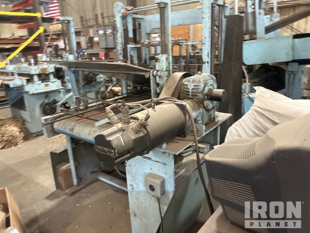 Electric Chipboard Box Partition Manufacturing Machine in Centralia ...