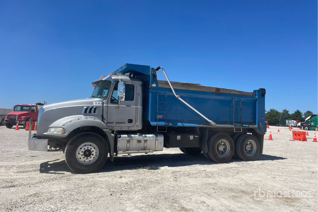 2016 Mack GU813 6x4 T/A Dump Truck | Ritchie Bros. Auctioneers
