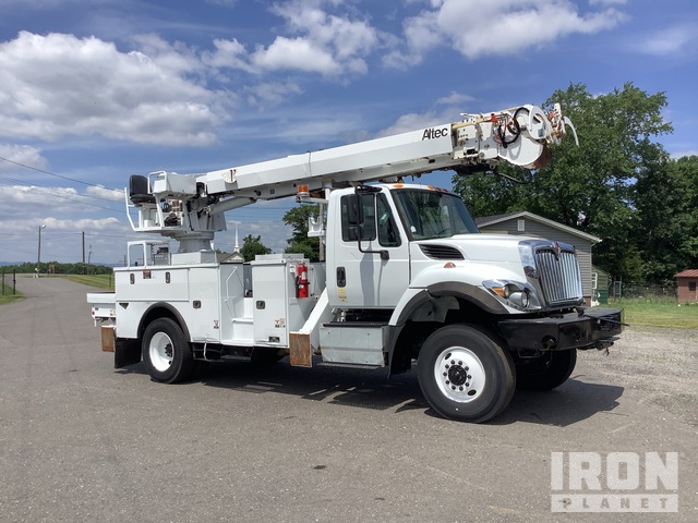 Altec DC47T on 2016 International 7300 4x4 Digger Derrick Truck in ...
