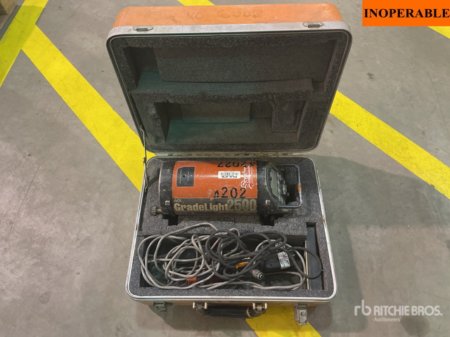 AGL Gradelight 2500 Pipe Laser (Inoperable) | Ritchie Bros. Auctioneers