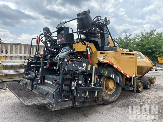 2015 Cat AP1000F Wheel Asphalt Paver in Candler, North Carolina, United ...