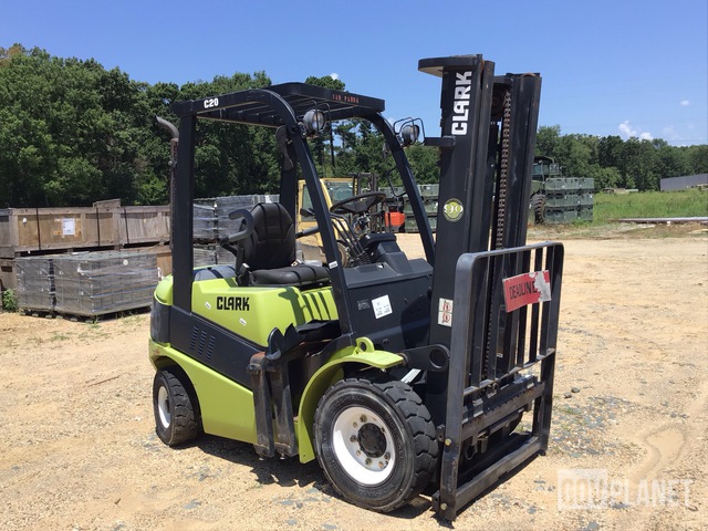 Surplus Clark C20D Pneumatic Tire Forklift in Hooks, Texas, United ...