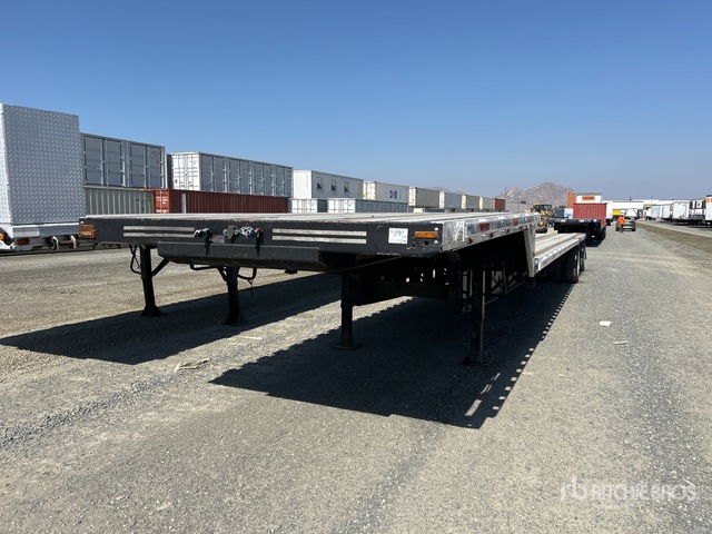 2004 Transcraft DTL 2100 48 ft T/A Spread Axle Step Deck Trailer | Ritchie Bros. Auctioneers