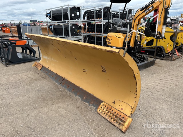 Craig CMD-1000-12 12 ft 2 Way Snow Plow - Fits Tractor | Ritchie Bros ...