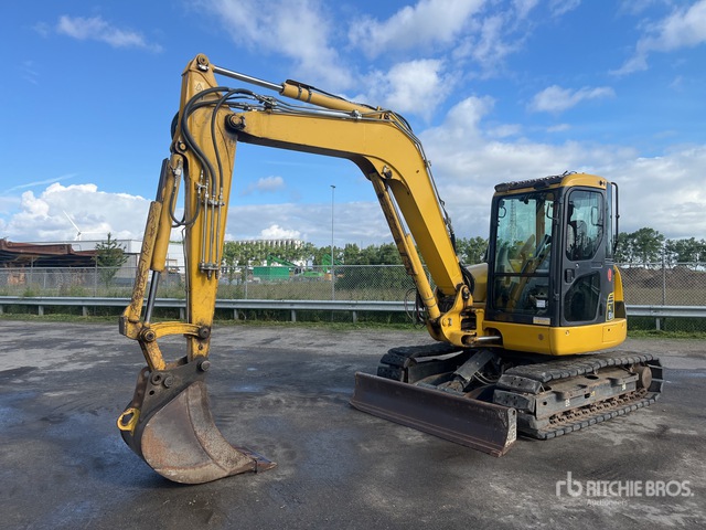 2015 Komatsu PC80MR-3 Tracked Excavator | Ritchie Bros. Auctioneers
