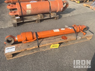 Hitachi 9183014 Bucket Cylinder in Cincinnati, Ohio, United States ...