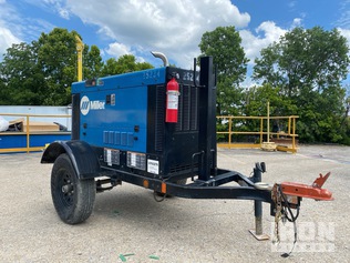 2017 Miller Big Blue 400 PRO 400 A Mobile Multi-Process Engine Driven ...