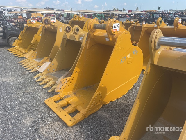 Cat 36 in Digging Excavator Bucket - Fits Cat 336 | Ritchie Bros ...