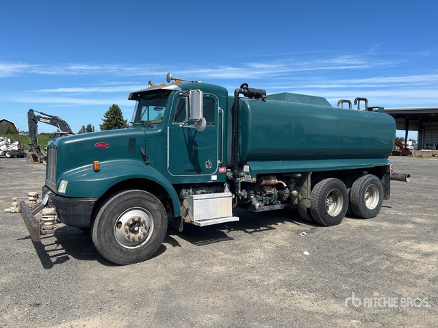 1998 Peterbilt 330 6x4 Water Truck | Ritchie Bros. Auctioneers