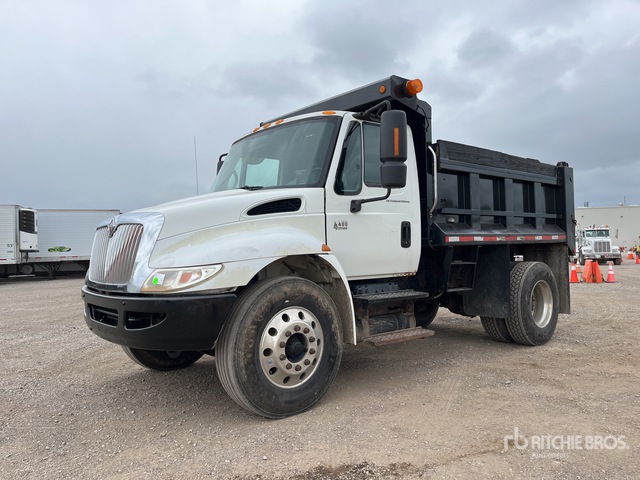 2005 International 4400 4x2 S/A Dump Truck | Ritchie Bros. Auctioneers
