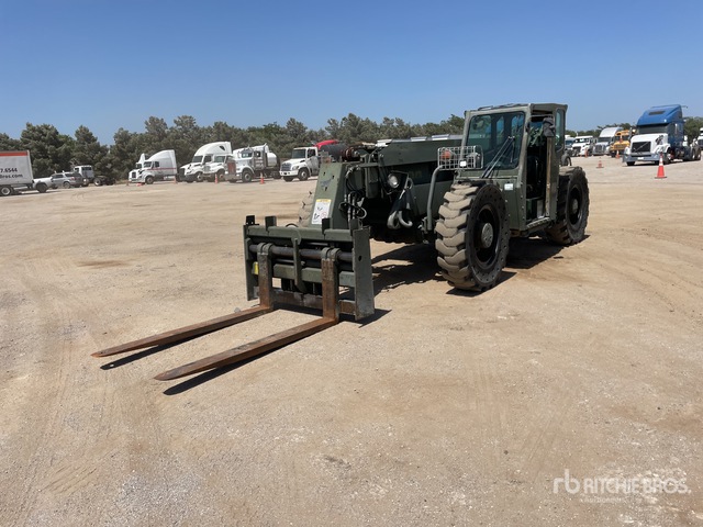 2015 Oshkosh MMV3 Telehandler | Ritchie Bros. Auctioneers