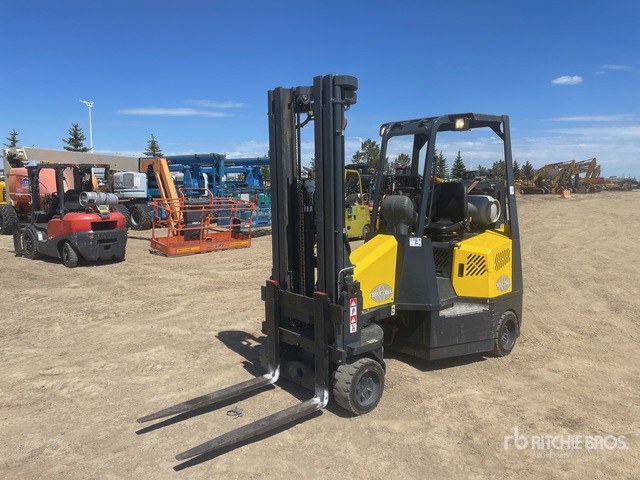 2013 Aisle Master 44S 4400 lb Pneumatic Tire Forklift | Ritchie Bros ...