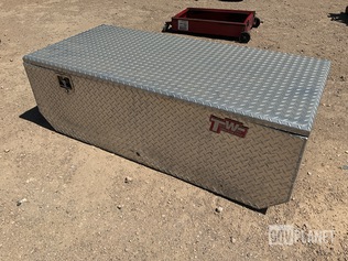Surplus Taylor Wings Aluminum Single Lid Bed Mount Fuel Combo Tool Box ...