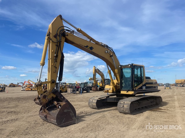 1997 Cat 322B L Tracked Excavator | Ritchie Bros. Auctioneers
