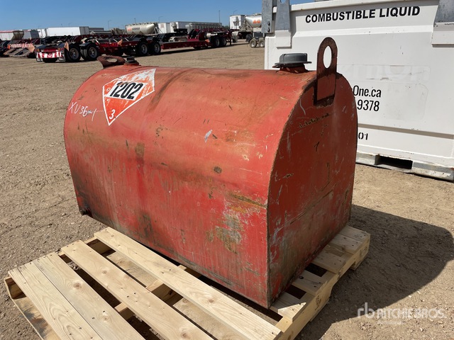Tidy tank 500 L Steel Diesel Fuel Tank | Ritchie Bros. Auctioneers